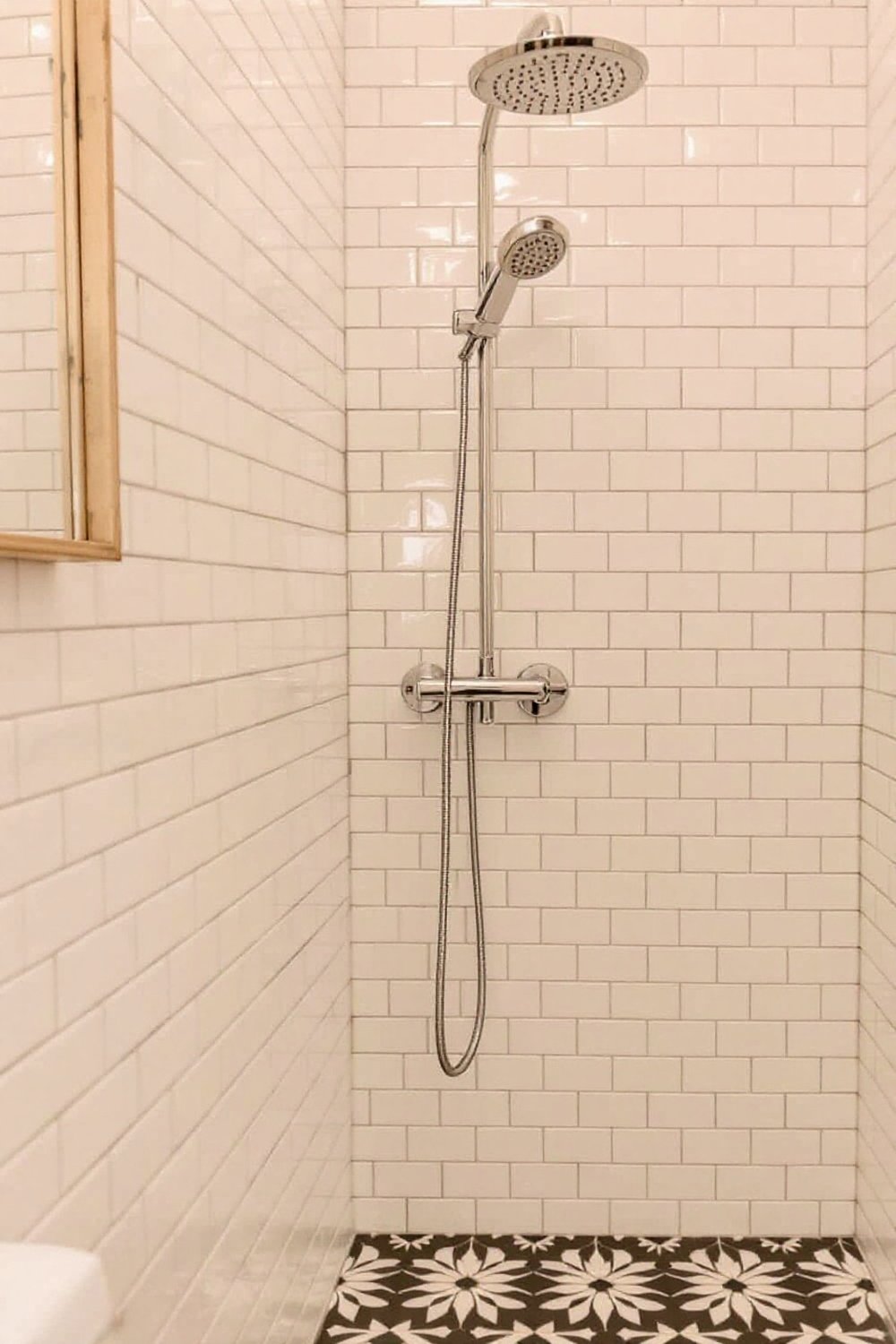 23 Retro Bathroom Ideas That Bring Back Classic Charm - Trimmed Roots